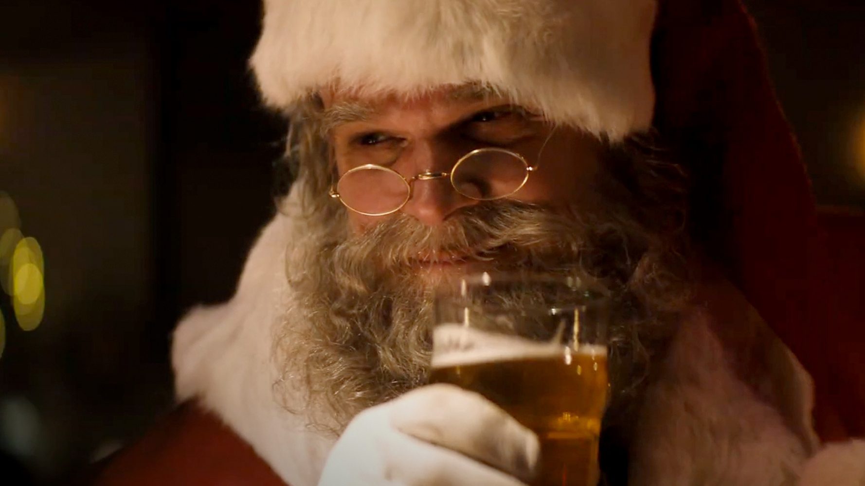 A die hard, badass… Santa Claus - Dancing Demon Horror