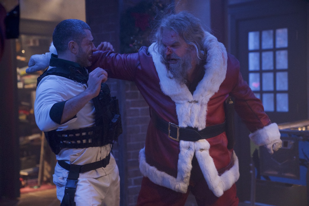 A die hard, badass… Santa Claus - Dancing Demon Horror
